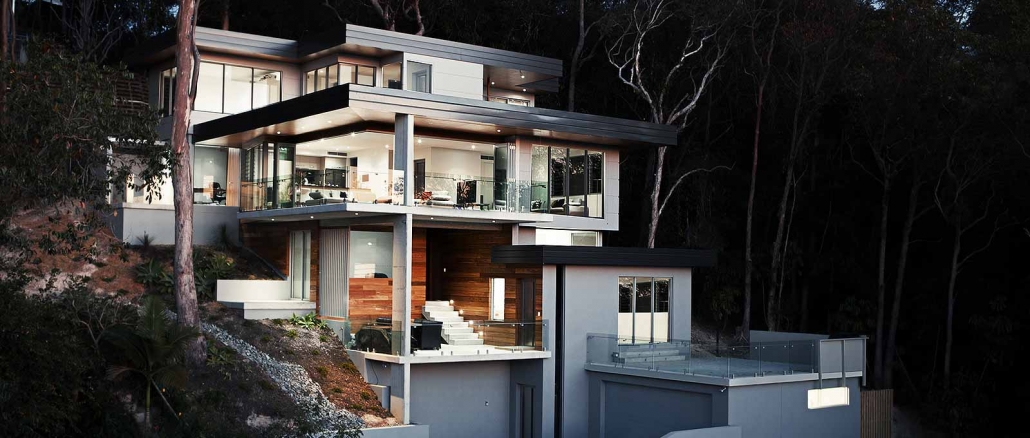 STEEP LAND HOME DESIGN - Arco Designs